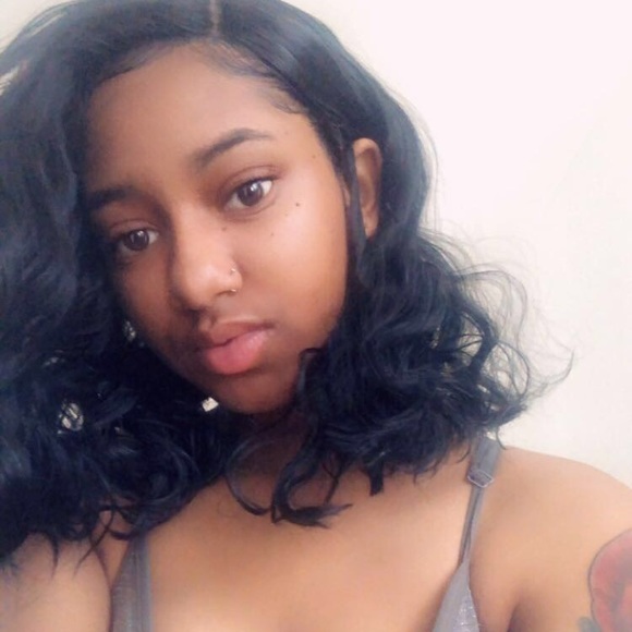 Kaliyah's Closet (@kaliyah21) | Poshmark